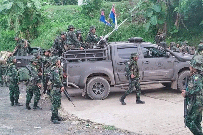 လှိုင်းဘွဲ့တွင် ကျေးရွာကာကွယ်ရေးအမည်ဖြင့် BGF လူသစ်စုဆောင်း - BUR.MIZZIMA.COM